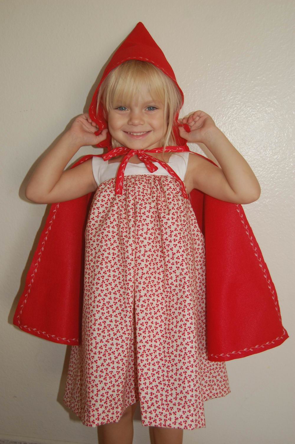 corduroyscloset: Costume Week Day 2- Little Red Riding Hood