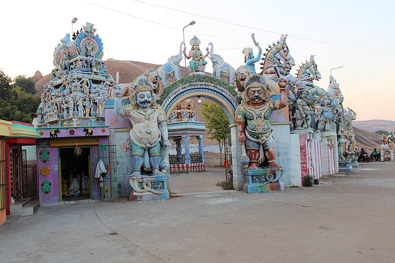 Tamilnadu Tourism: Karuppanna Swamy Temple, Keela Kuyilkudi, Samanar ...