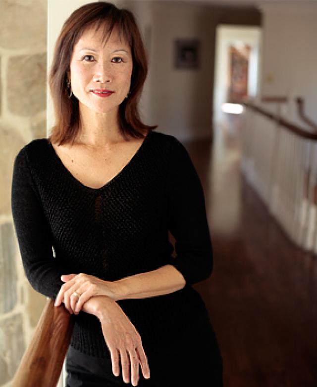 Picks By Pat: Writers Born Today - Tess Gerritsen