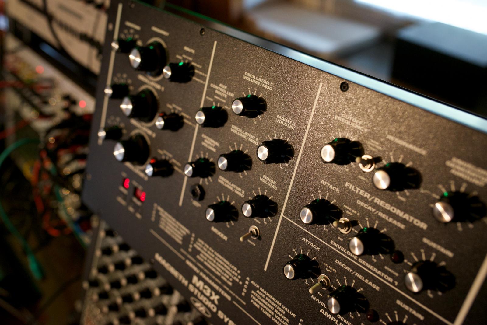 MATRIXSYNTH: Macbeth M3X