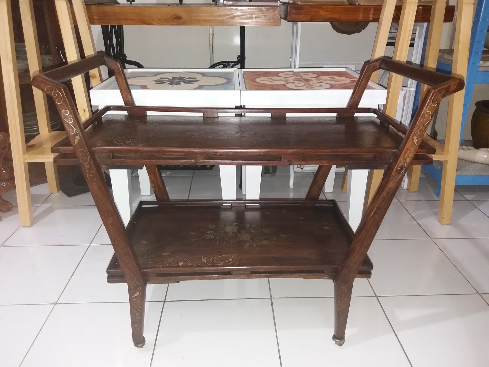 Old Vintage Gallery: Meja Saji Inlay Sutra Ambon Antik