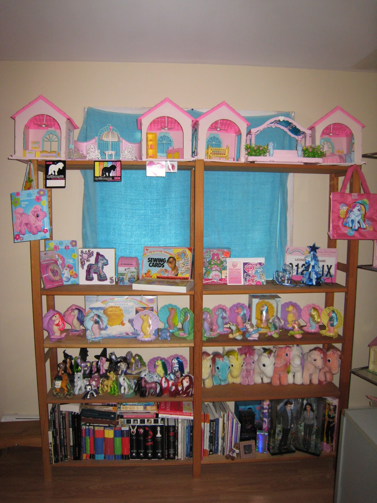 MostlyMandy: My Little Pony - The End of an Era: Part 1 "The Pony Room"