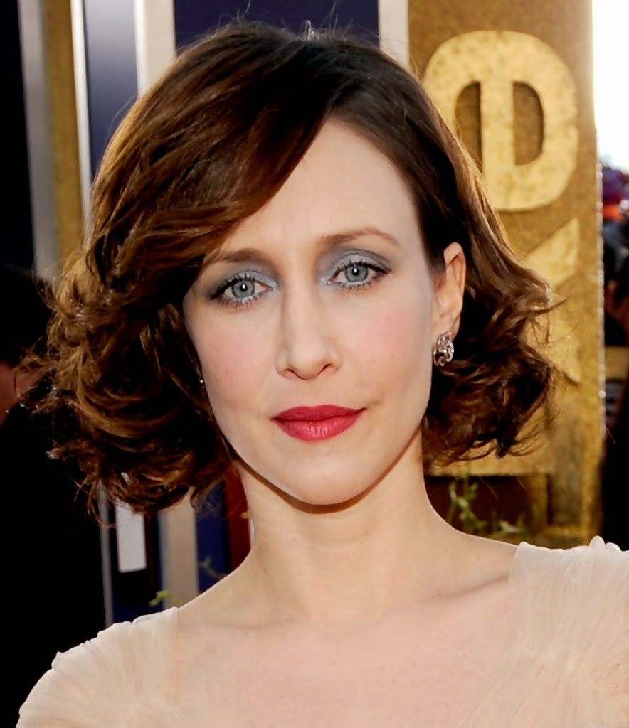 Vera Farmiga (Actress and Director) ~ Wiki & Bio with Photos | Videos