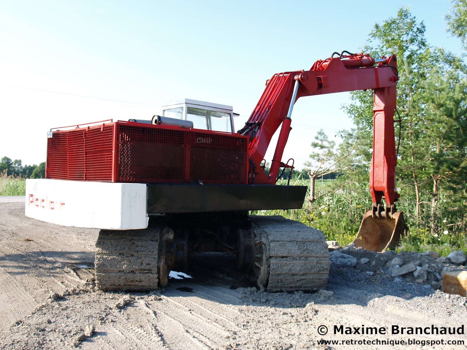 Rétro-technique: Poclain RC200