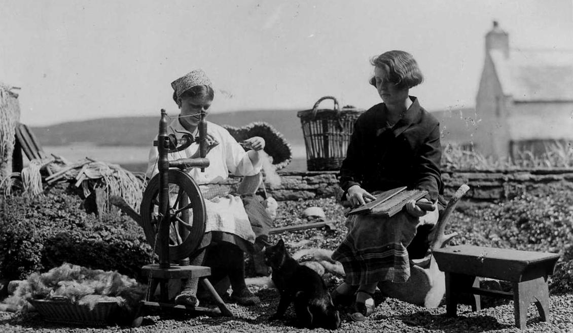 Tour Scotland: Old Photograph Crofters Spinning Wool Island Of Harris ...
