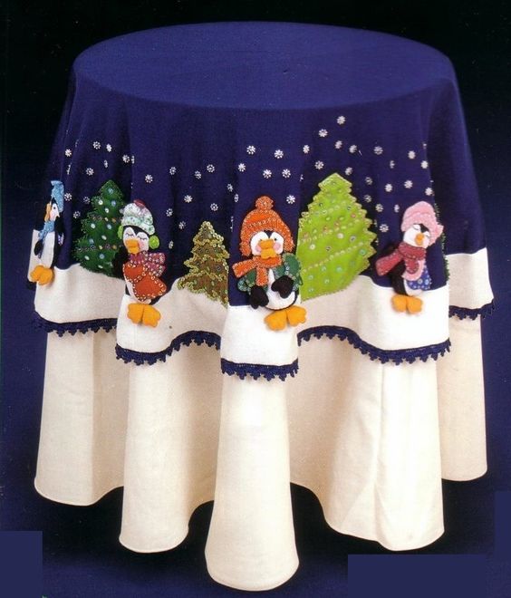 6 Ideas hermosas para hacer manteles navideños en fieltro ~ lodijoella