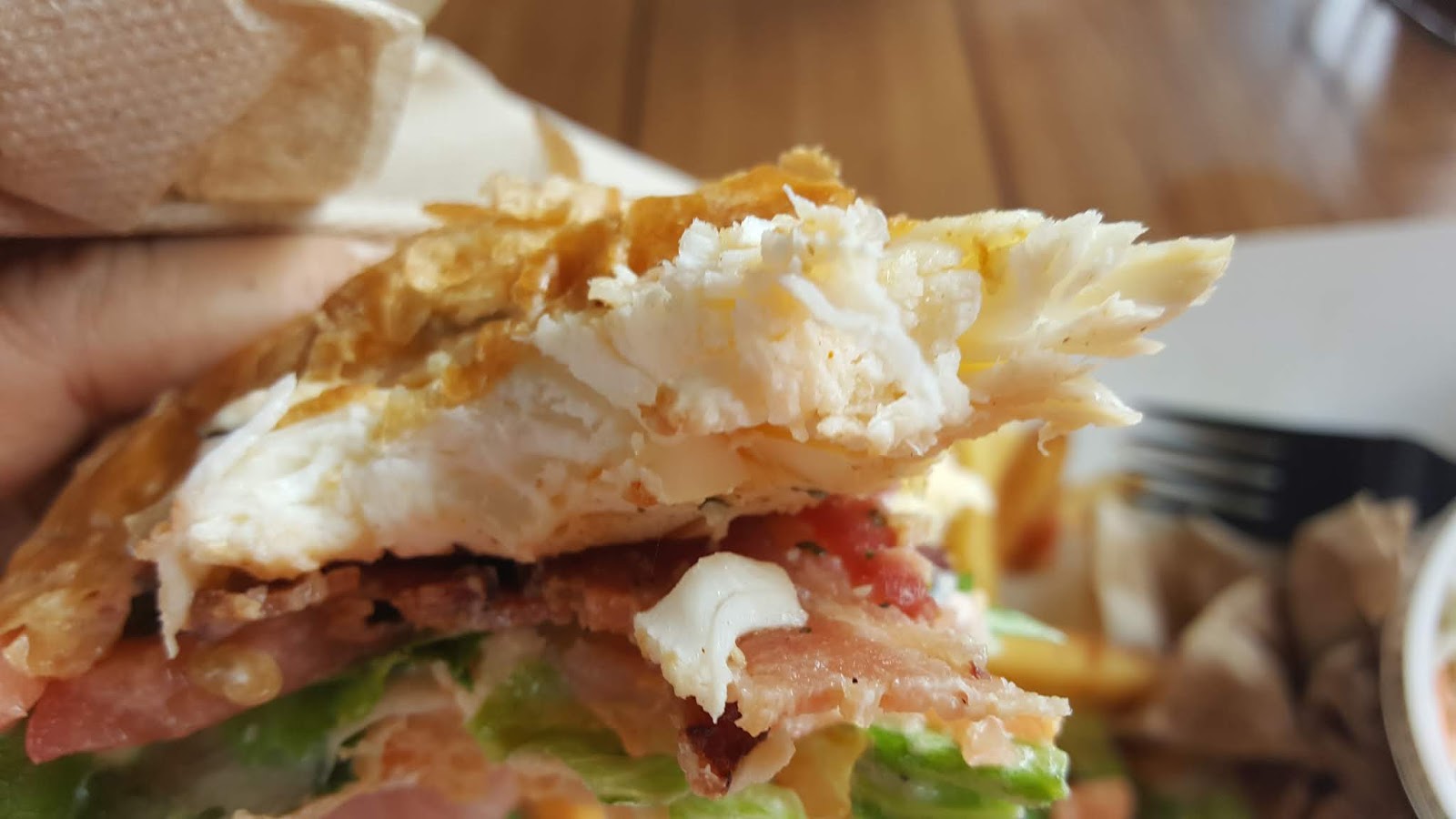 Restaurant Review - Key Largo Fisheries Backyard Cafe | The Novel Lady