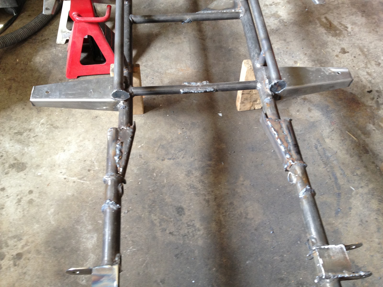 Crockett Motor Works: Frame modification phase 1