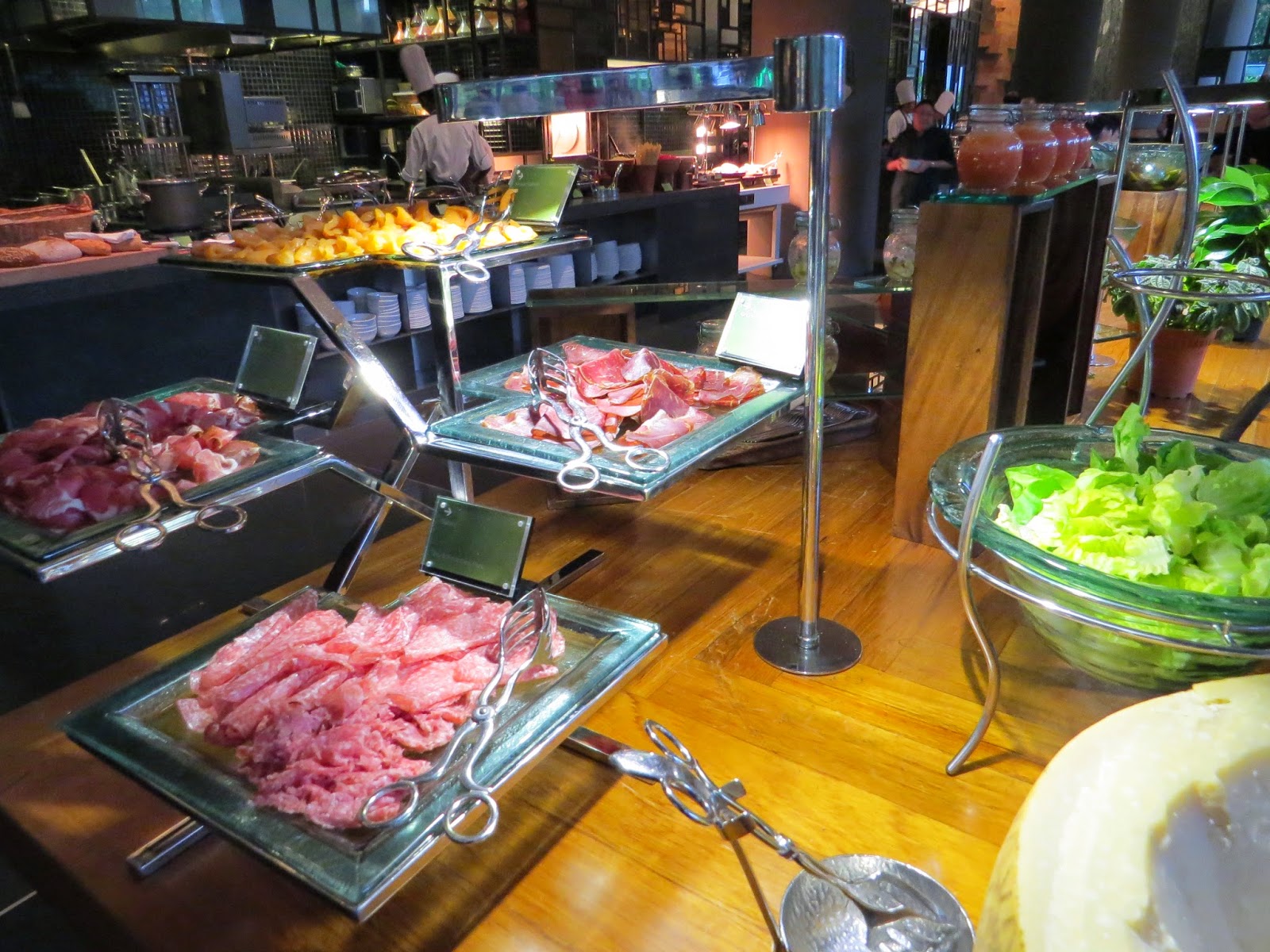 LIME Dinner Buffet @ PARKROYAL on Pickering Hotel | JACQSOWHAT: Food ...