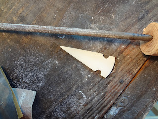 Woods Roamer: Making Bone Arrow Points with Hand Tools