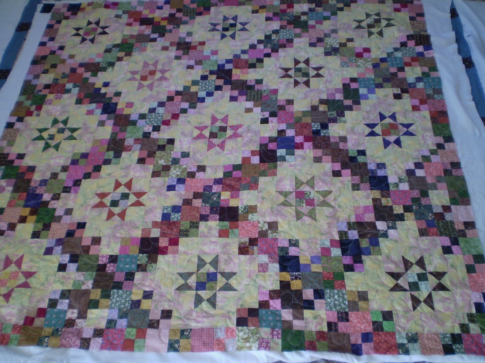 Down To Sew: Quilt #24- Scrappy 4-patch Stars Quilt