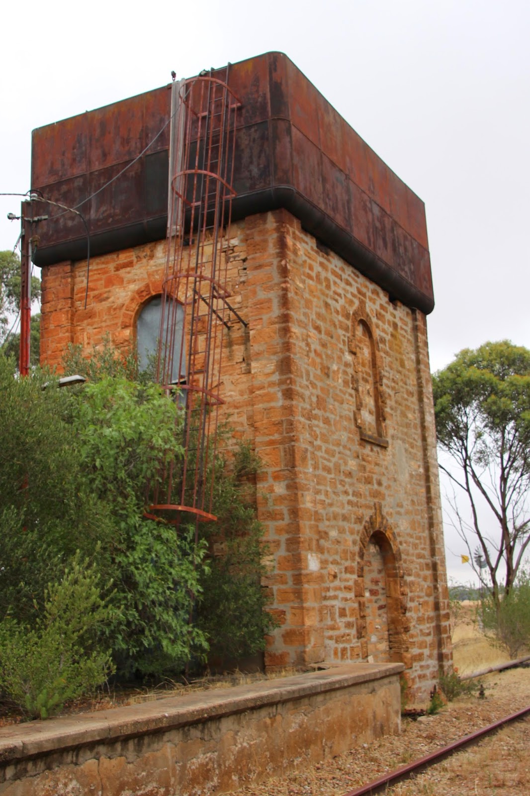 rusted2therails: Manoora station South Australia