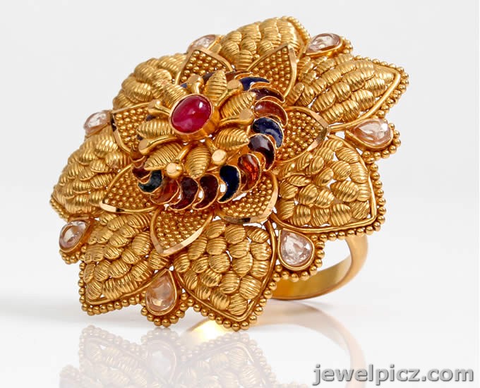 Royal Gold Ring designs with polki and jadau by Pngadgil jewellers ...