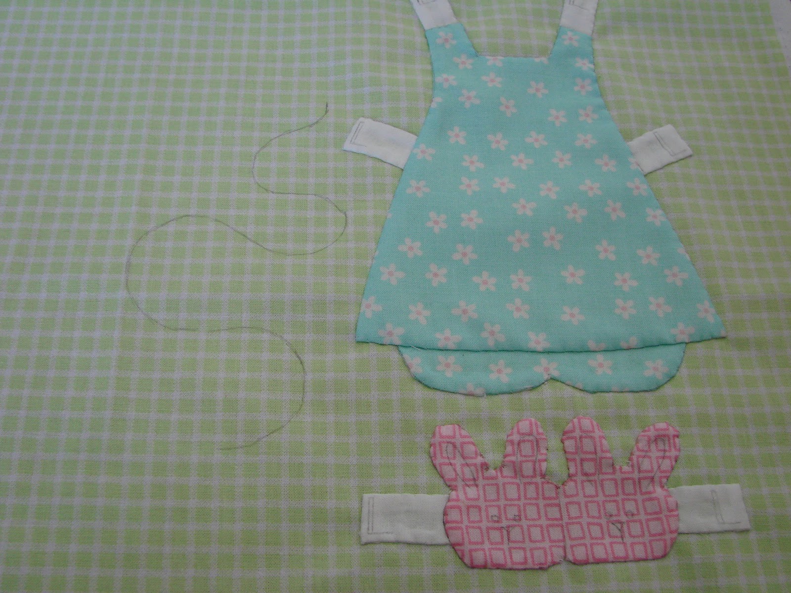 dream quilt create: Paperdoll Block - Applique Tutorial, part 2