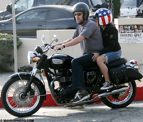 STRANGER BLOG: FAMOUS MEN ON MOTORCYCLES