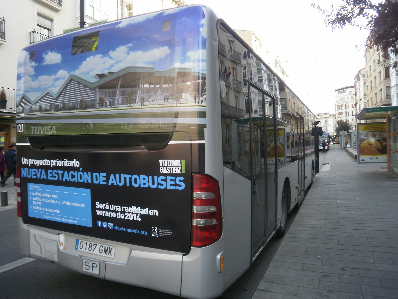 LA MOVILIDAD EN NUESTRA CIUDAD: CALMADO DE TRÁFICO: PROYECTO PRIORITARIO.