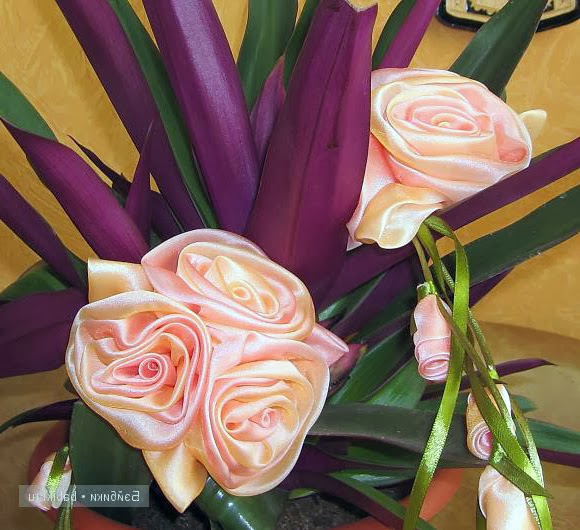 Flowers of satin organza ~ DIY Tutorial Ideas!