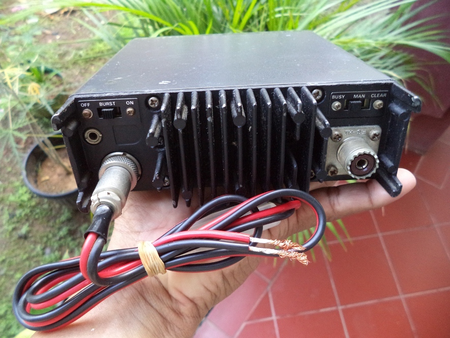 MEDAN RADIO: Yaesu FT-230R (terjual)