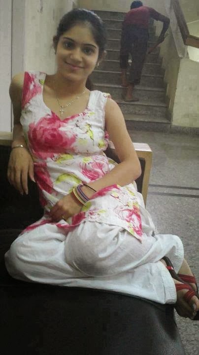 Pakistani Big Boob Hot Desi Girls Pictures