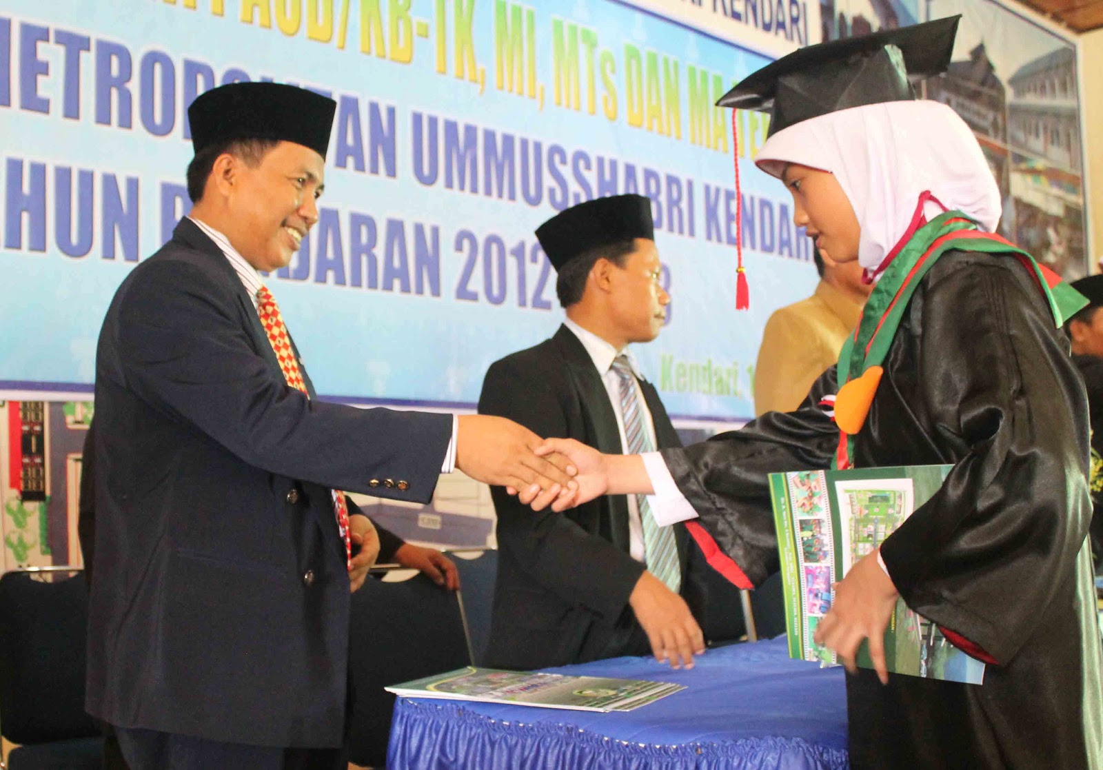 MADRASAH ALIYAH PESRI KENDARI