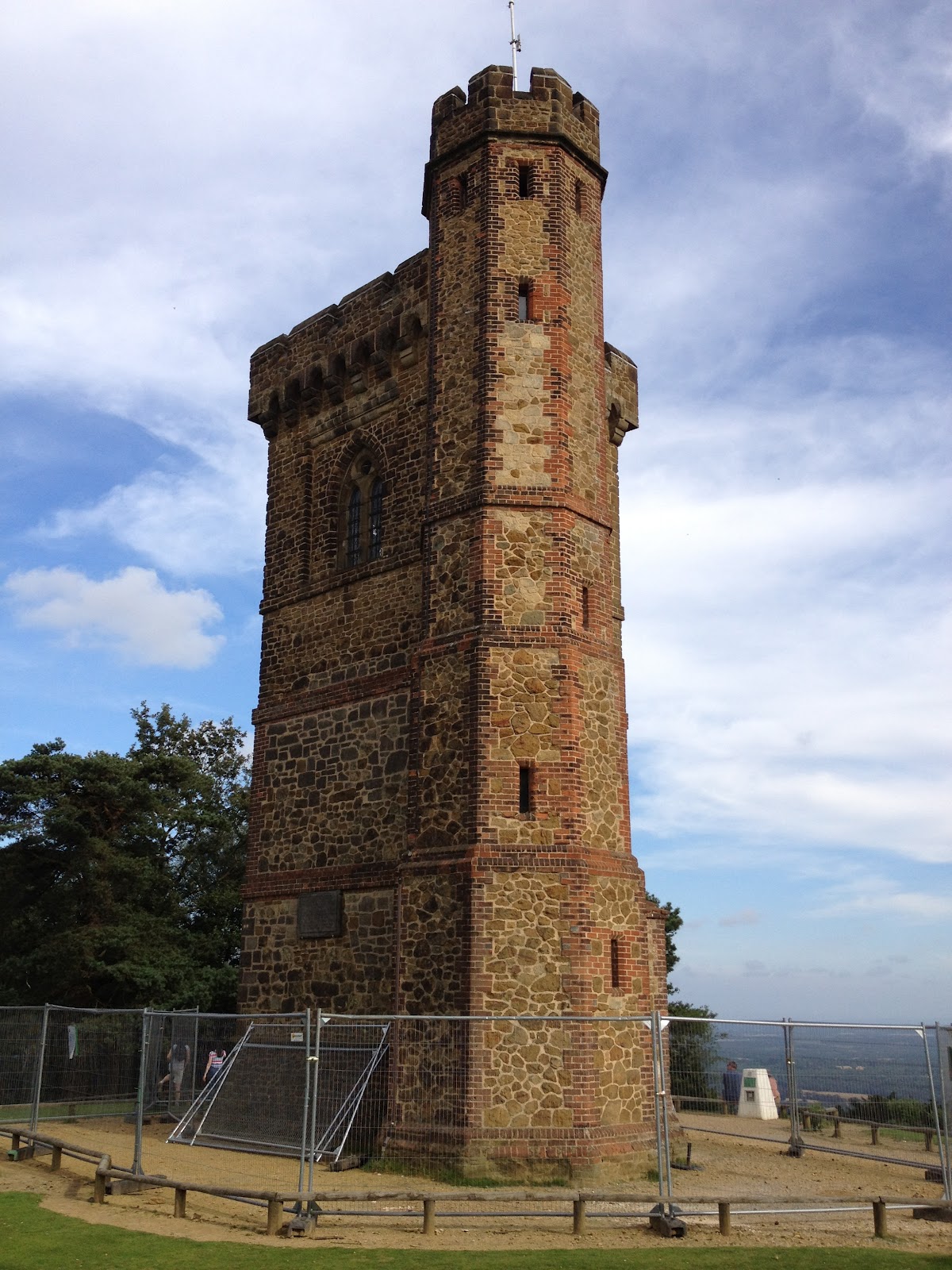 My Daily Photo Project: Leith Tower
