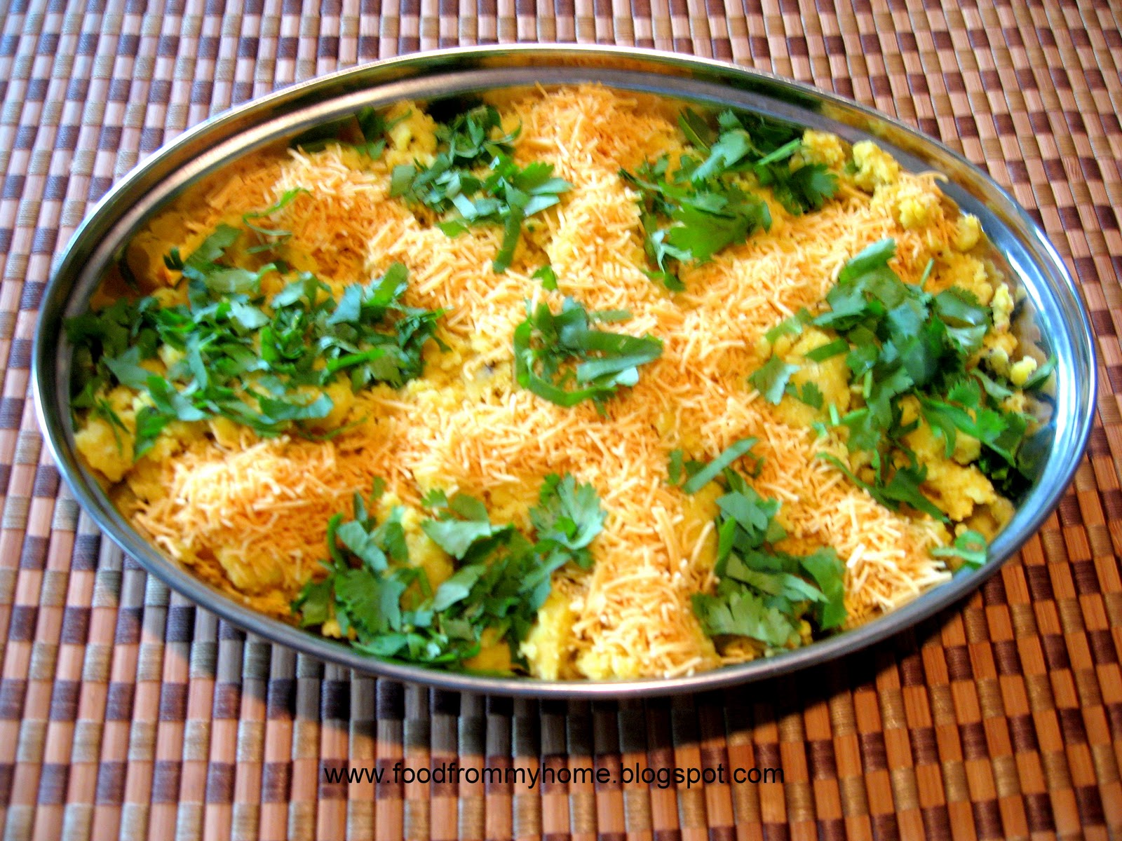 Welcome to Teju's Kitchen: Sev Khamani/ સેવ ખમણી