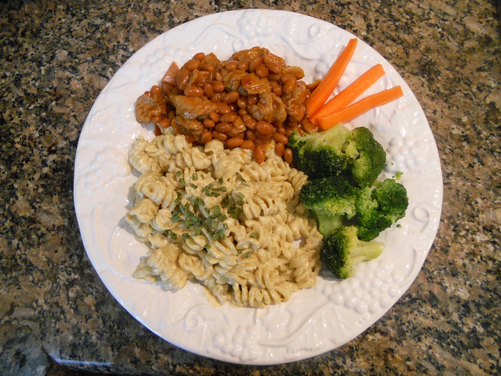 Vegetarian Family Cooking: Cashew Pimento "Cheese" - Pasta or Spread ...