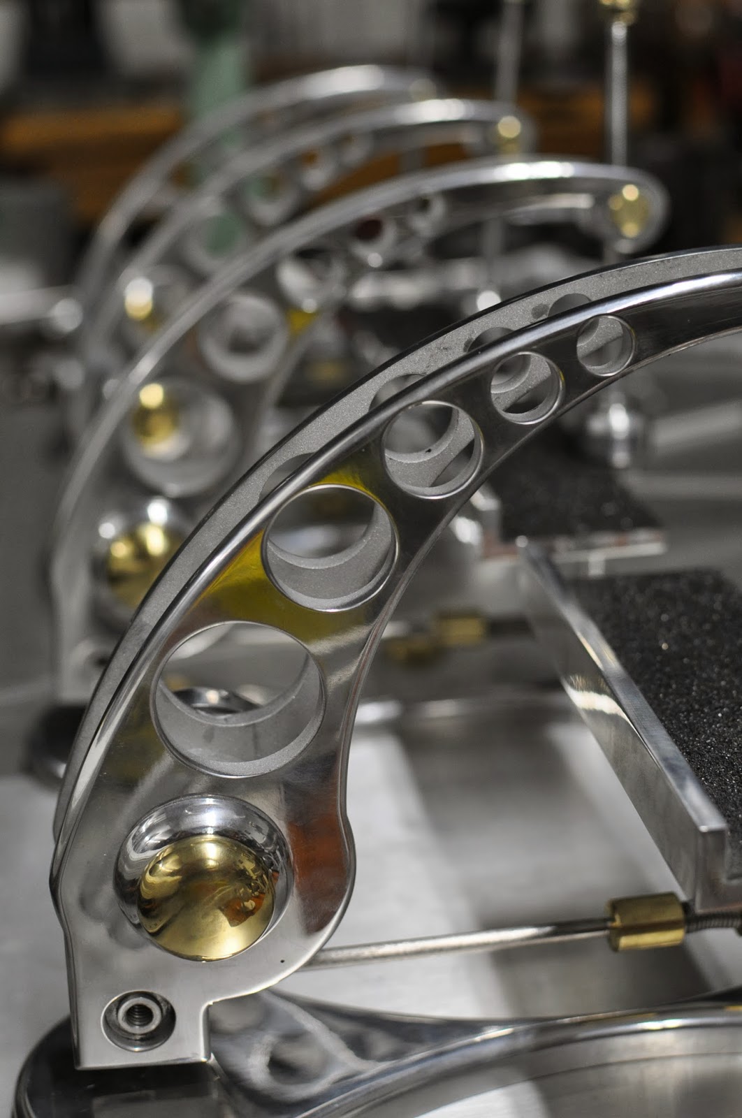 handverker: research foundation: clamp assembly