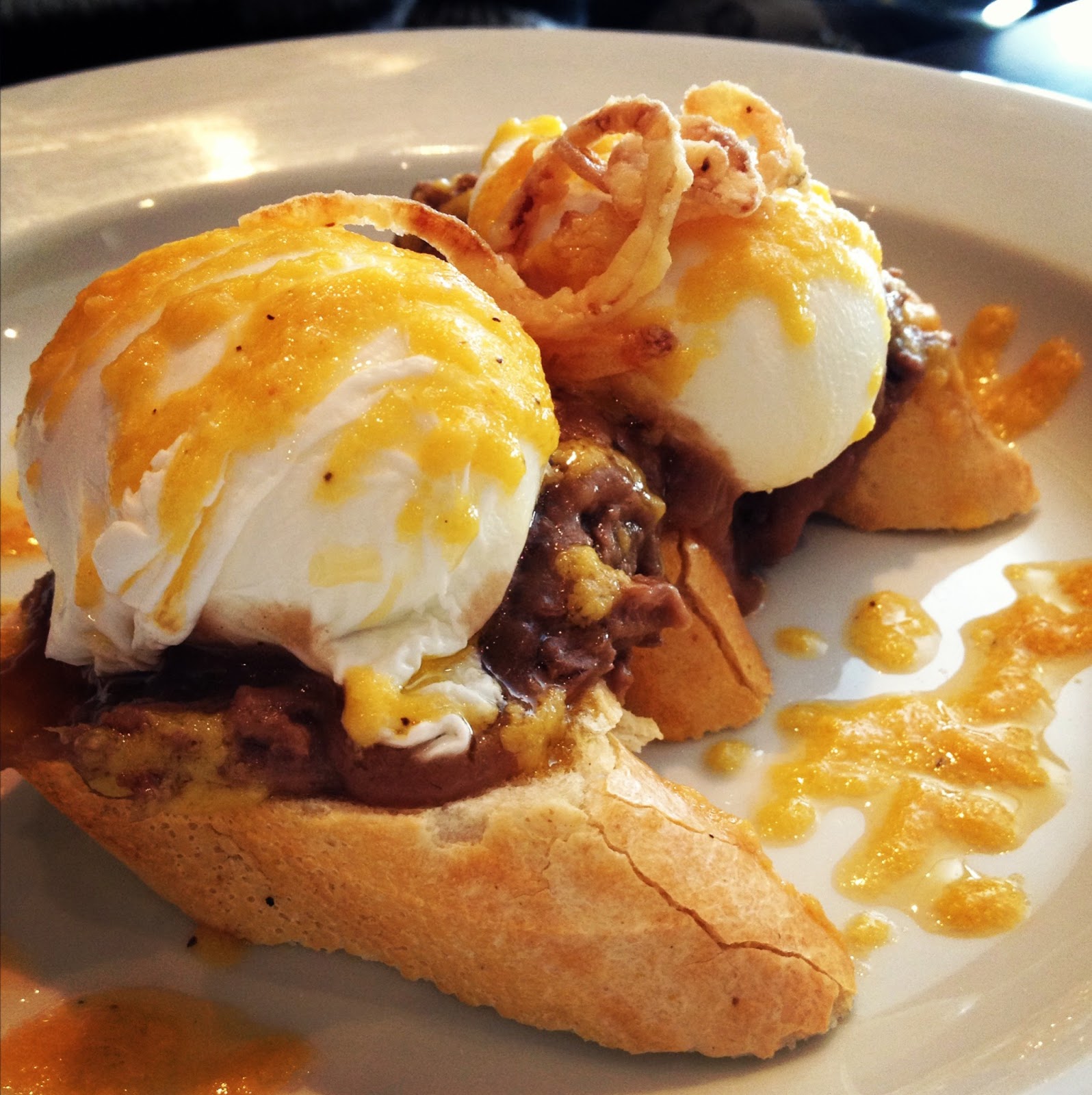 Mangiamo!: Piquant: A Flavorful French Bakery & Restaurant in Hyde Park