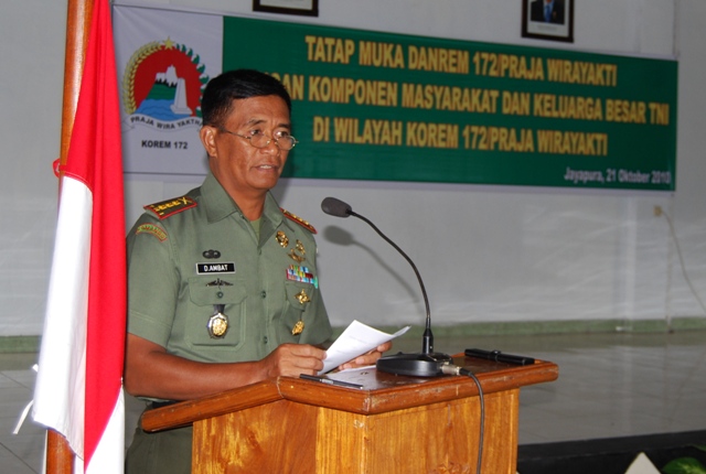 Road to Success: Kolonel Daniel Ambat Jabat Kasdam XVII Cenderawasih