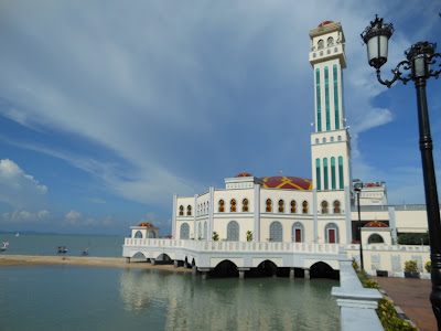 Family Travel Blog : Floating Mosque in Penang, Malaysia