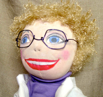 Maker Dolls: Esther Meets Esther