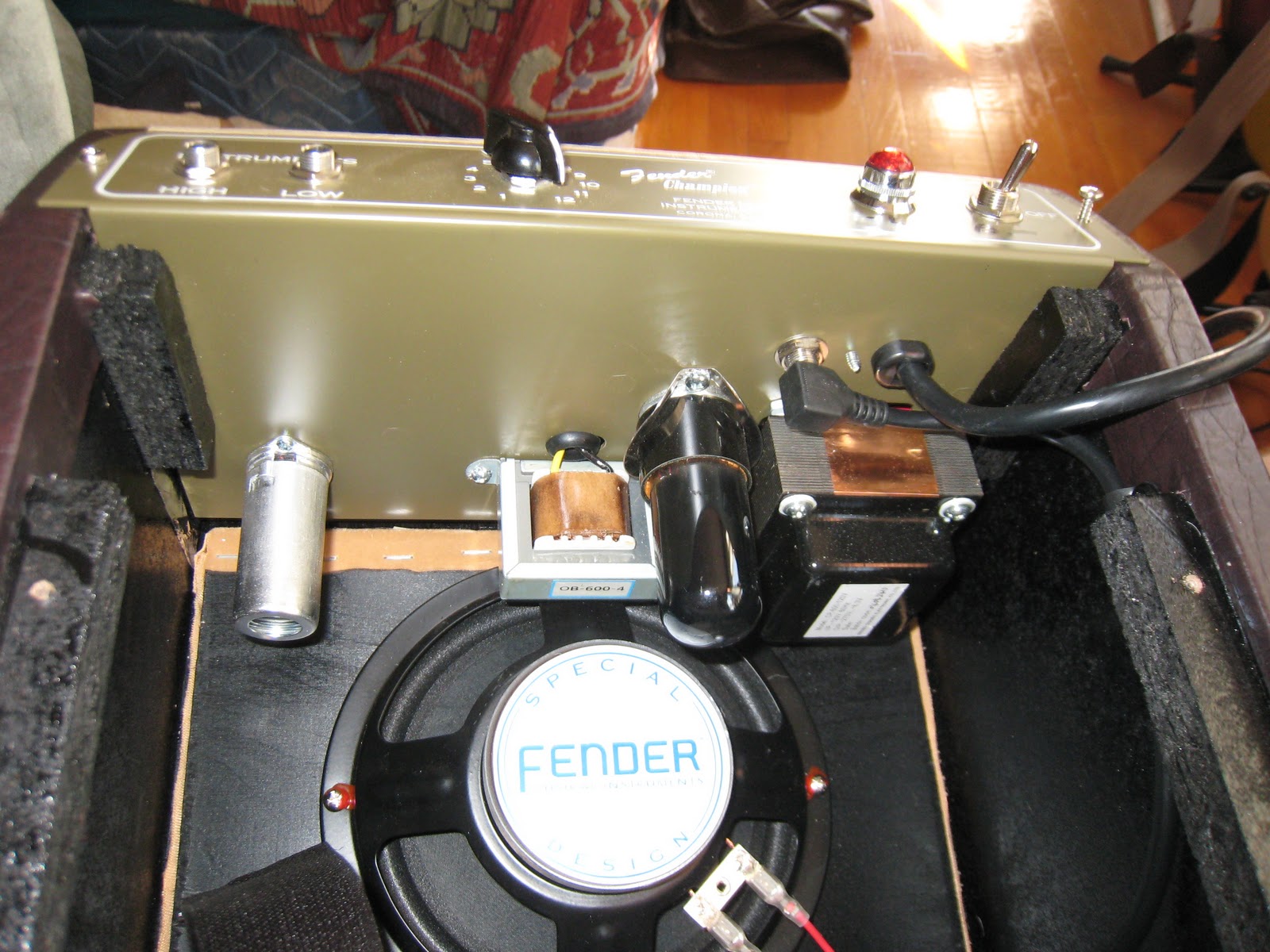 The Old, Weird, America: Modding The Fender 600 Champion