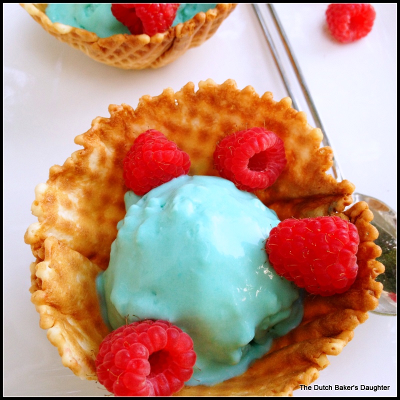 The Dutch Baker's Daughter: Blue Moon Ice Cream