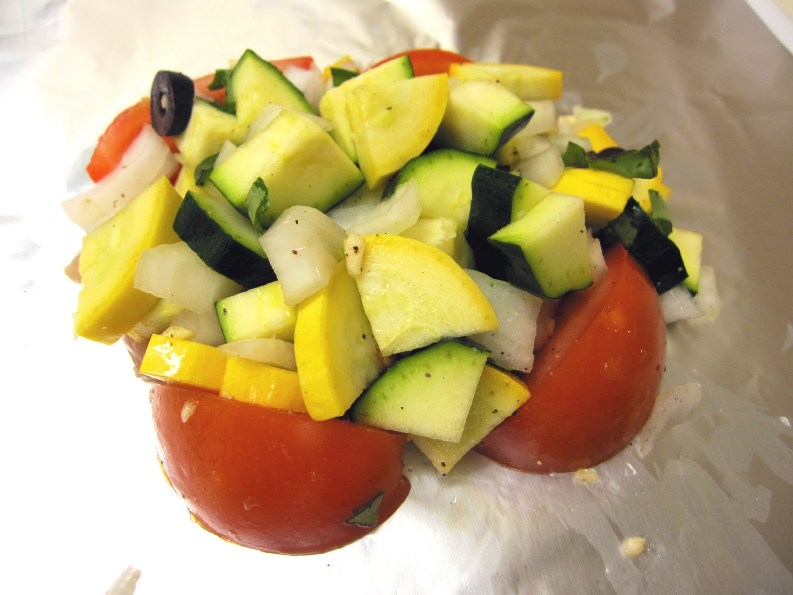 Fruitless Ambition: Baked Chicken Packets with Zucchini and Tomatoes