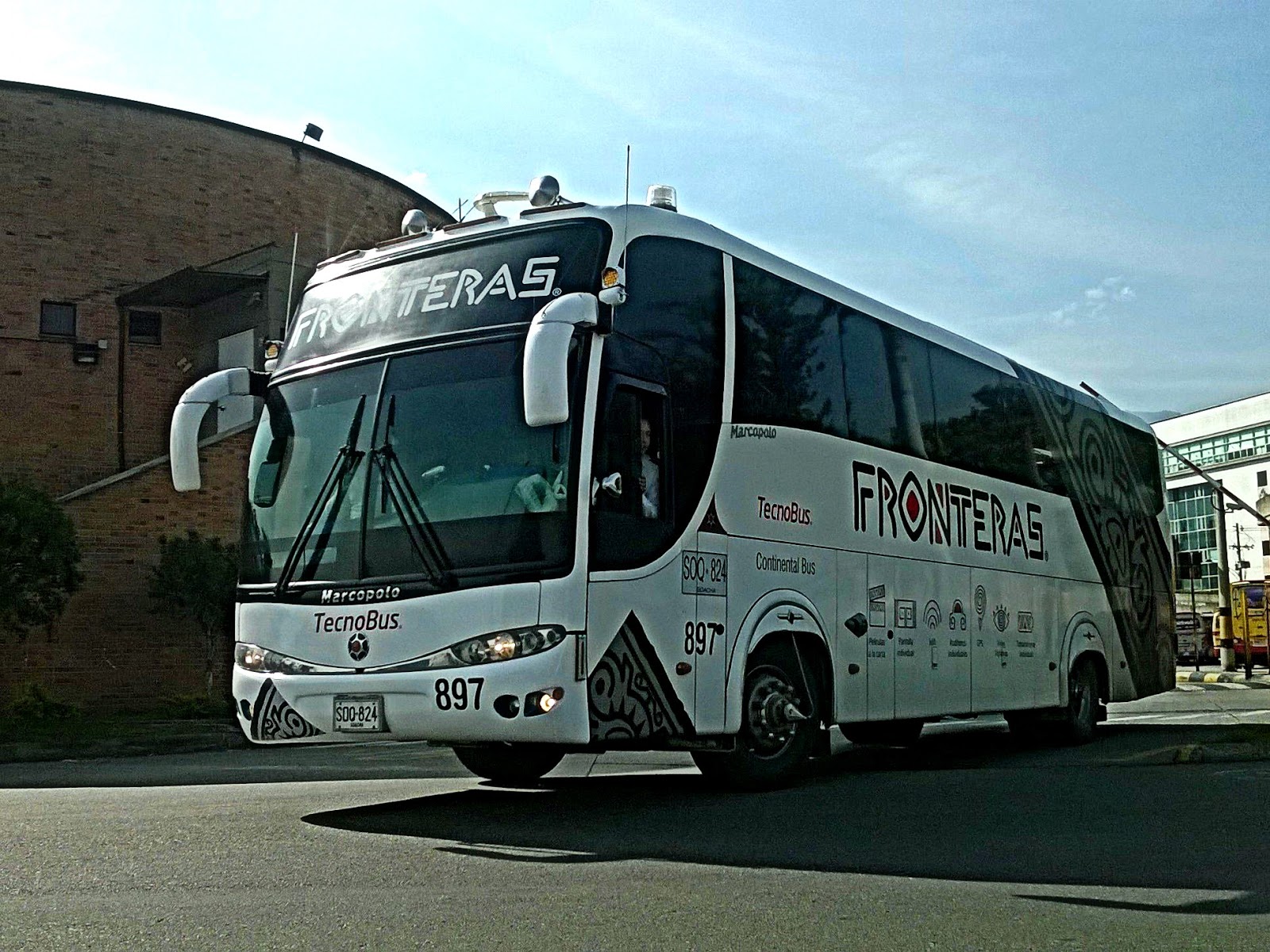 BusMed - Buses Medellín: Edición 6/Mayo 2017 La galería viajera del la ...