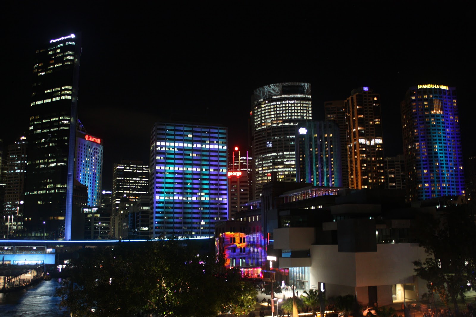 Sydney - City and Suburbs: Sydney skyline, Vivid Sydney, Colours of Vivid