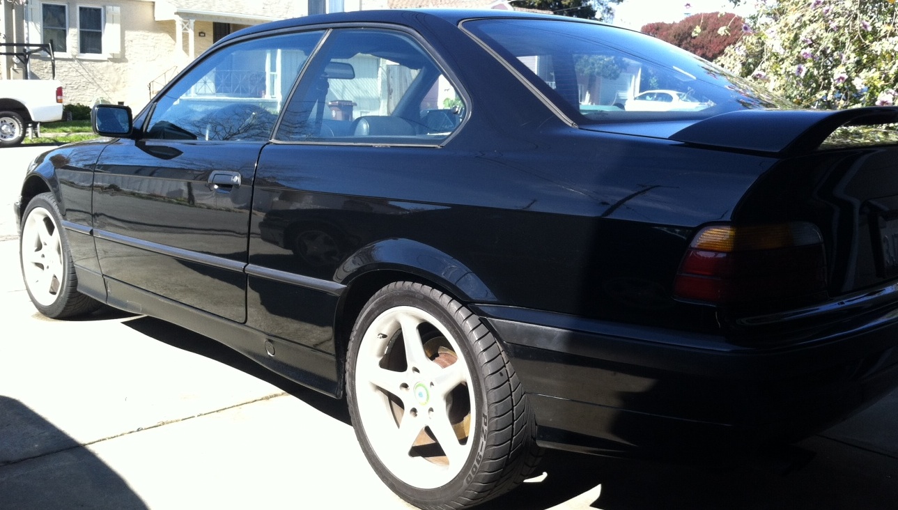 Stand Out Work : '94 E36 BMW 325is for sale