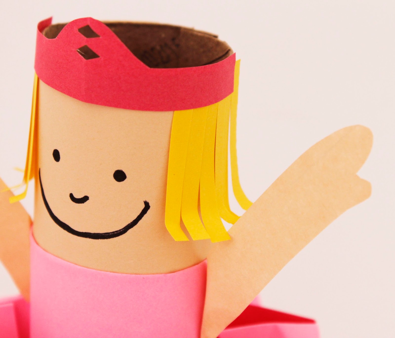 Abejita con rollo de papel - Los Versos y Reversos