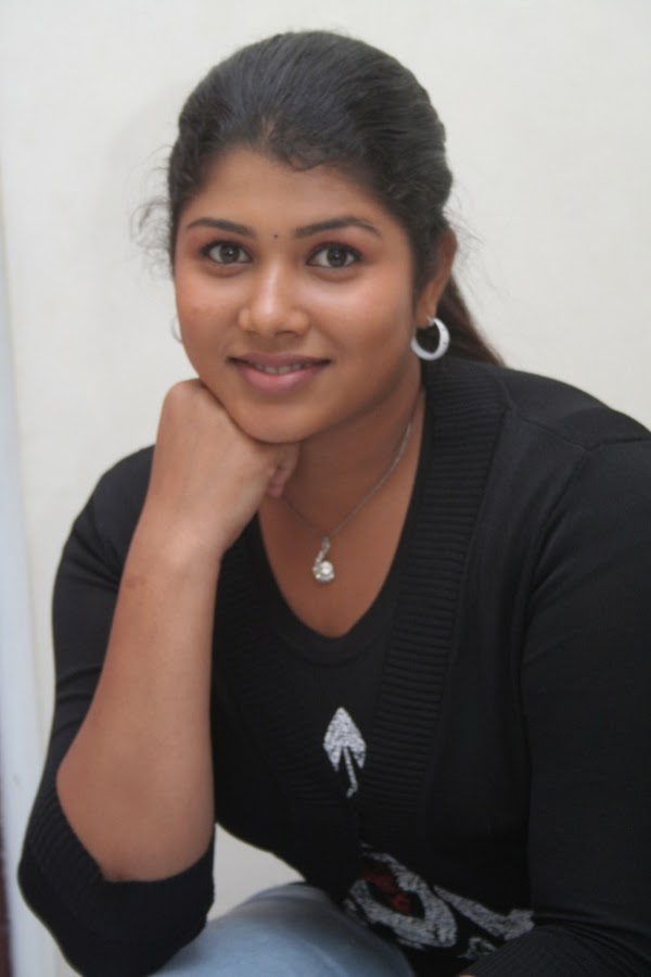 Photo Galleri: Actress Madhu Sri Stills