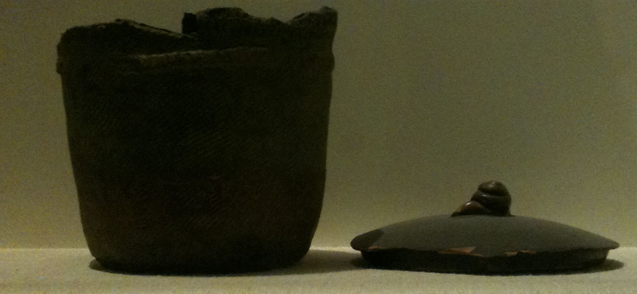 A History of the World in 100 Objects: 10. Jomon Pot (Japan, about 5000 BC)