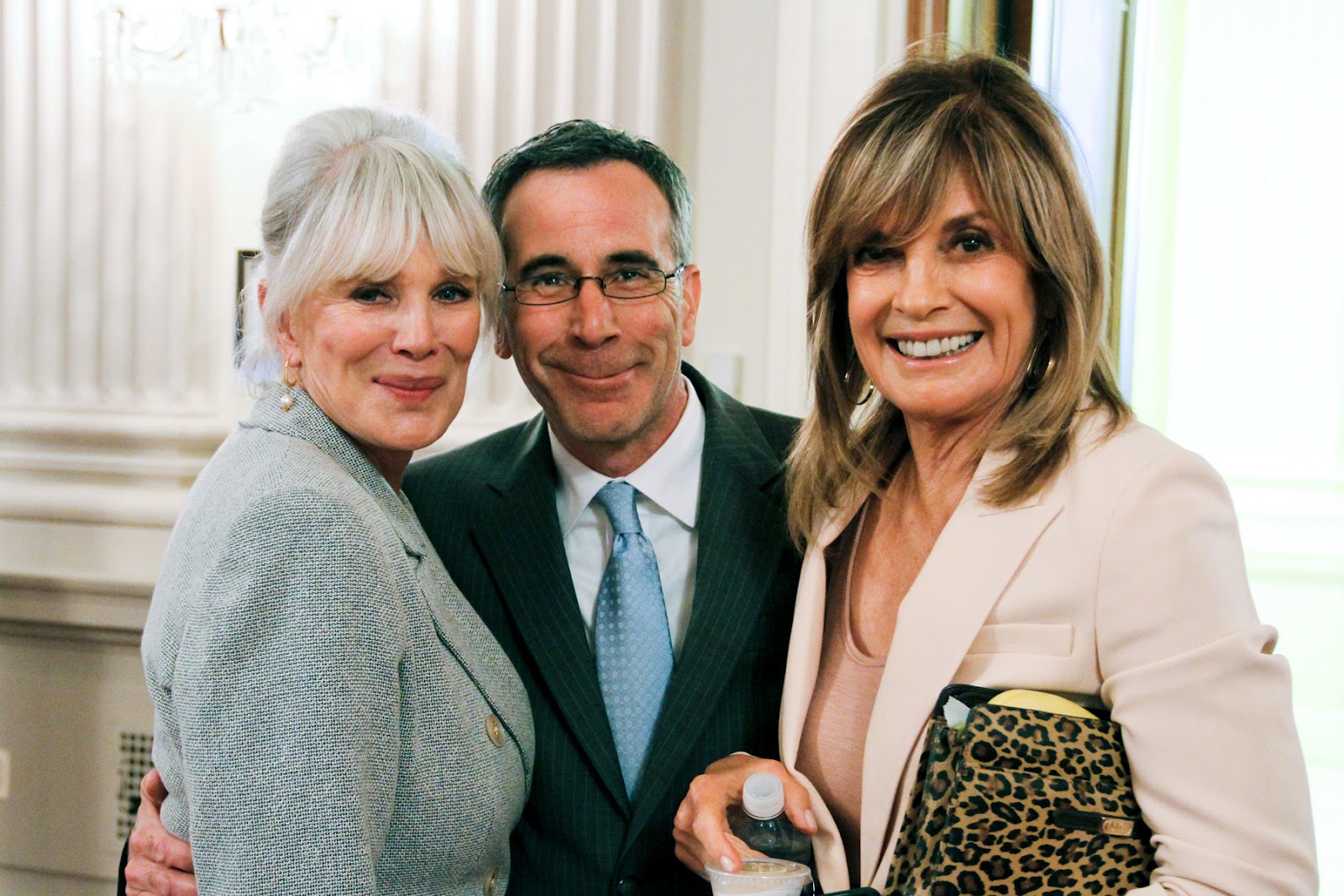 Who shot J.R.? | Hollywood On The Potomac