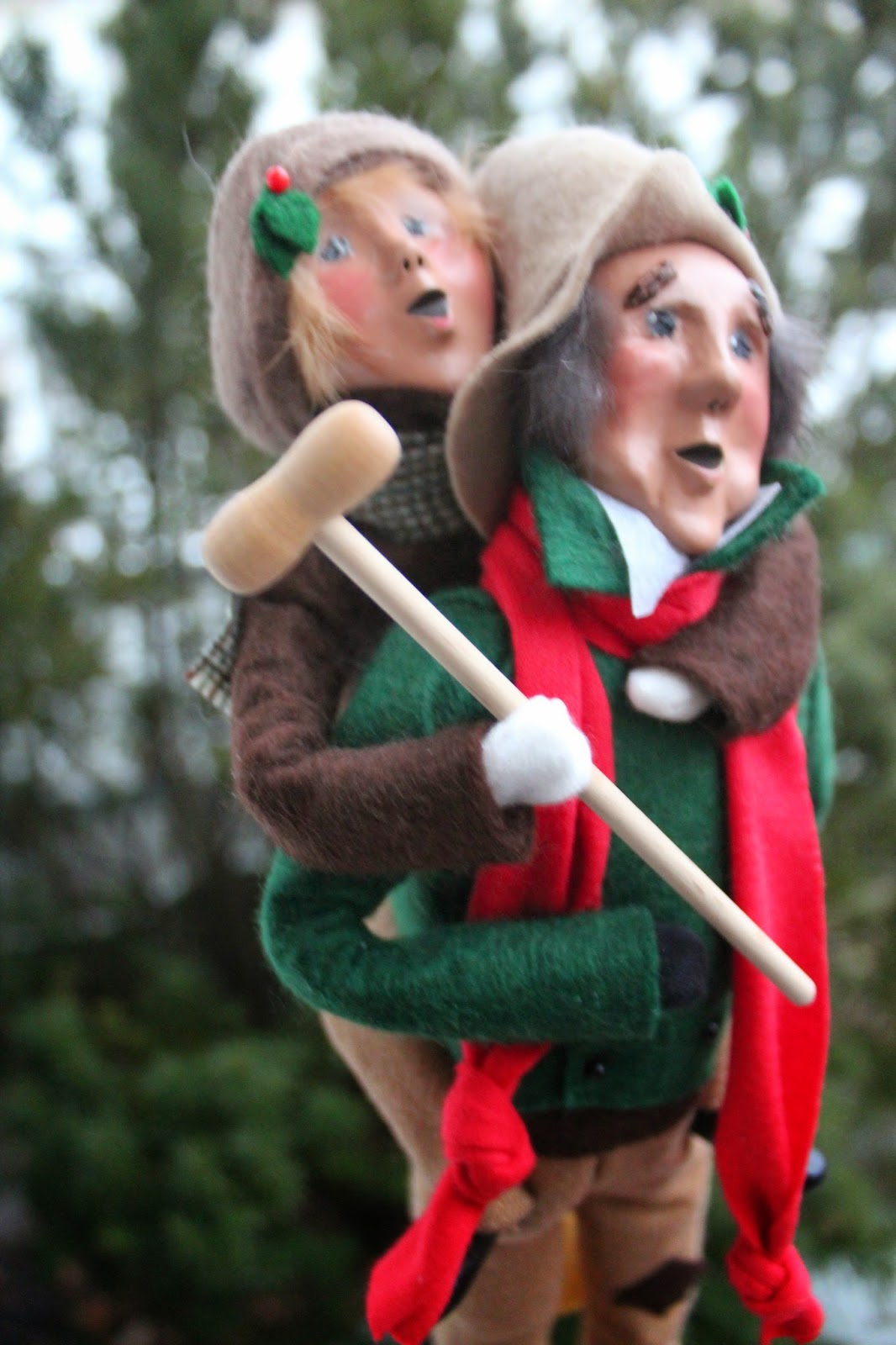 PLANET OF THE DOLLS: Doll-A-Day 330: Byers Carolers Bob Cratchit and ...