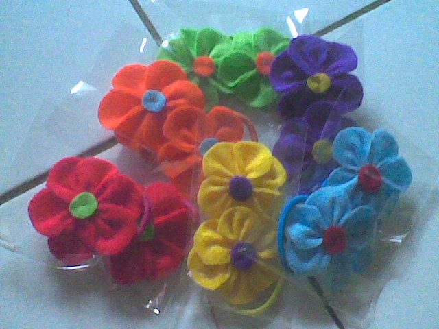 99purple: IKAT RAMBUT BUNGA