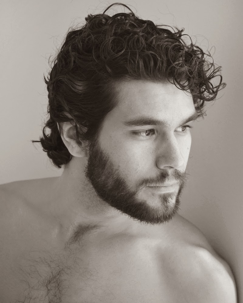 Classical Natural Masculine Beauty: April 2014