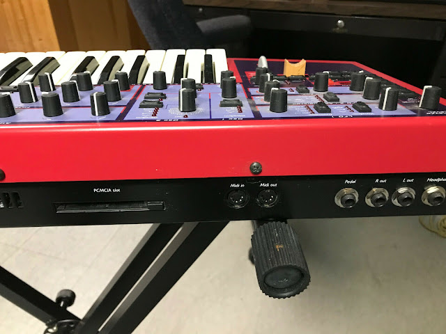 MATRIXSYNTH: Clavia Nord Lead 1 Expanded Synth SN 513848