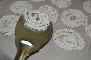 Vaniensamayalarai: Magilampoo Murukku