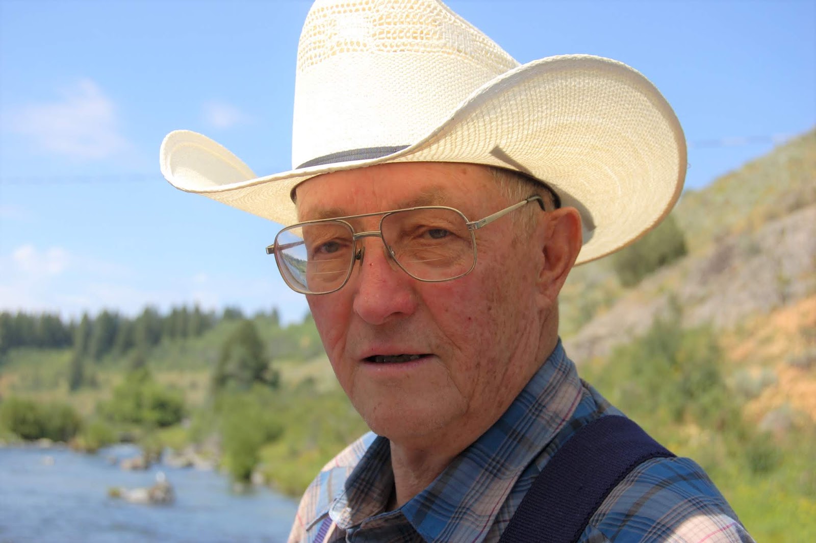 On the Mark: Remembering a Great Man--My Father, Dale Holyoak (1929-2018)