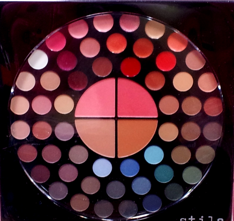 The House of Kent: New Stila Palette at Costco