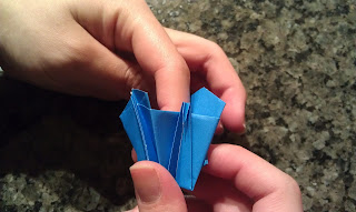 the Girly Side of Travel: How To | Origami Crane Box